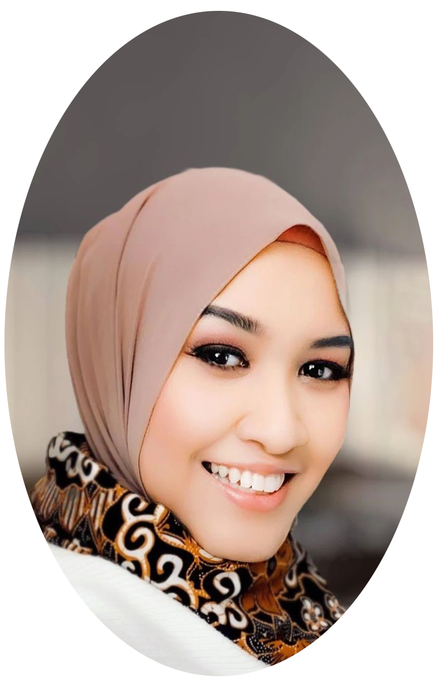 Entin Gartini’s Trunk Show